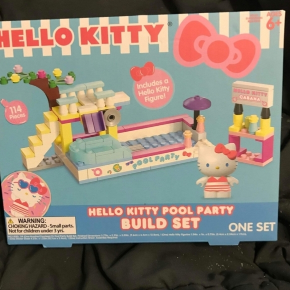 Hello Kitty | Toys | Hello Kitty Pool Party Building Set | Poshmark